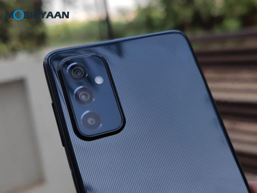 Samsung Galaxy M52 5G Review