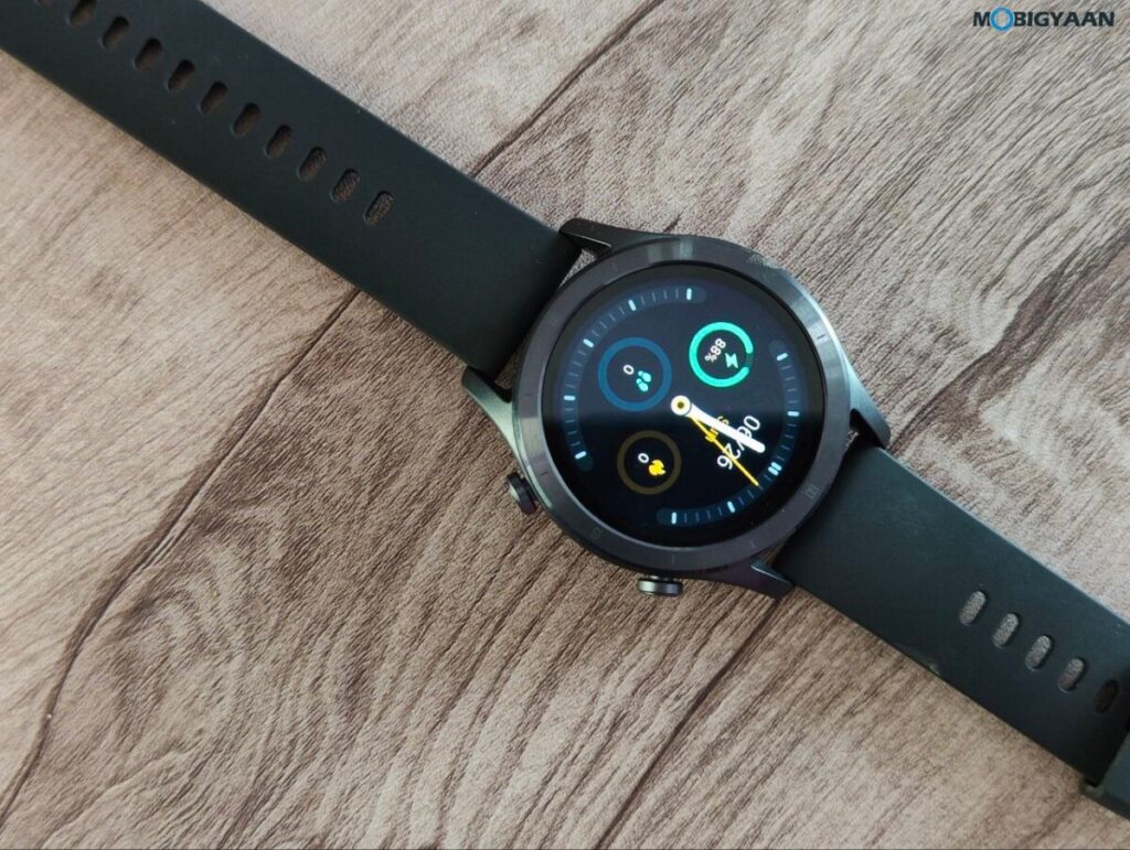 realme TechLife Watch R100 Review